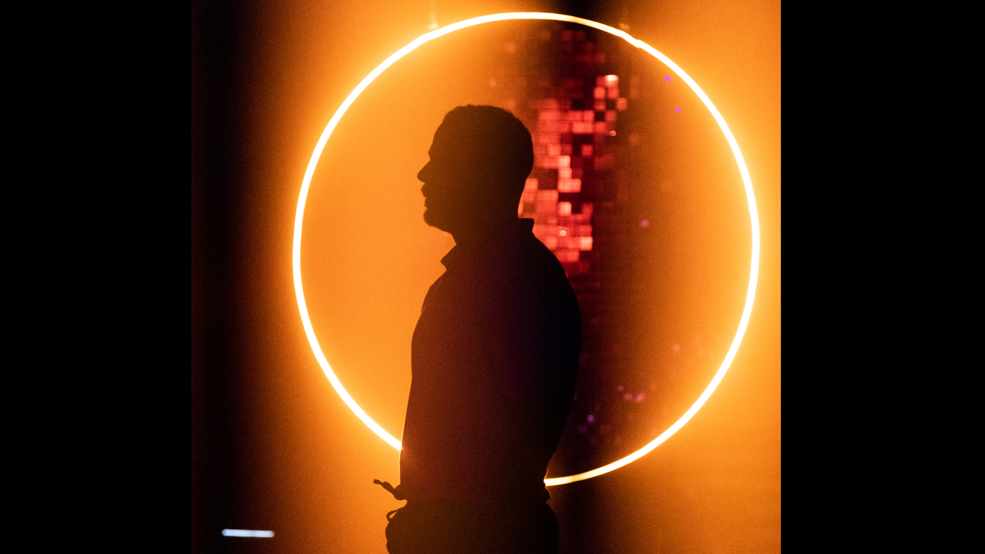 Into The Light L'Expo - Paris La Villette - Official Box Office